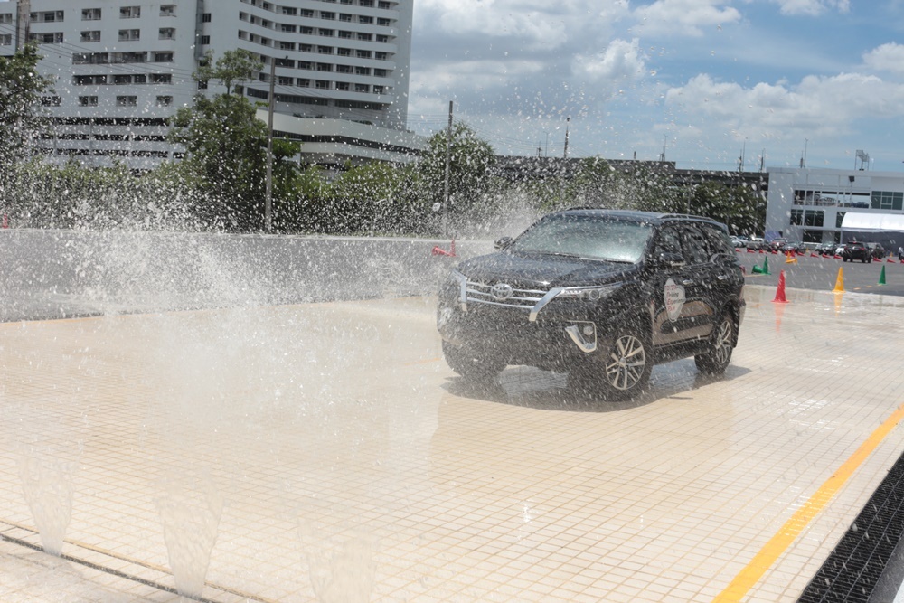 เปิดแล้ว !! Toyota Driving Experience Park ศูนย์ขับทดสอบรถใหญ่ที่สุดของ Toyota | AUTODEFT ข่าว ...